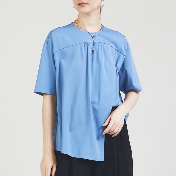 カリテ（qualite）/アシメフロントカットソー