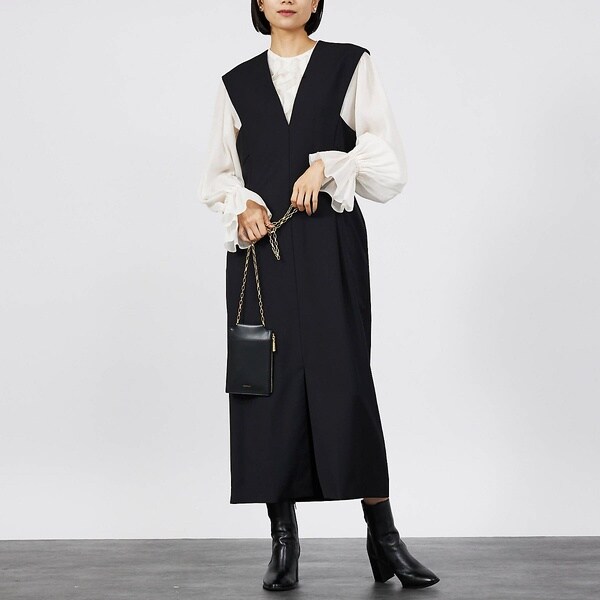 カリテ（qualite）/ウールトロVネックワンピース