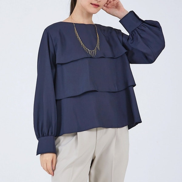 カリテ（qualite）/ブライトツイルティアードブラウス