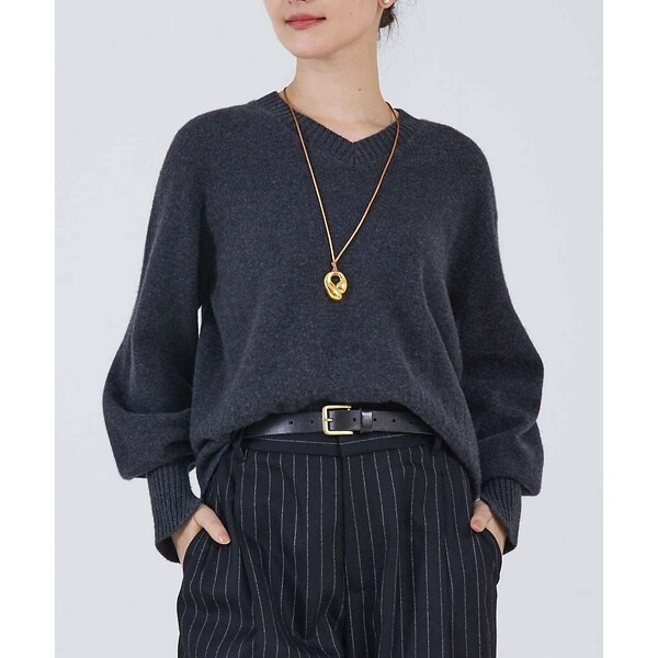 カリテ（qualite）/ウールグアイウールVネックニット