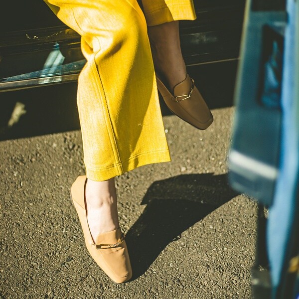 オゥ バニスター（Au BANNISTER）/バブーシュ ビットモカ スクエアトゥ ローファー