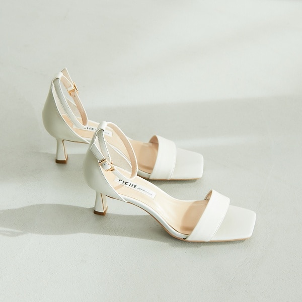 オゥ バニスター（Au BANNISTER）/アンクルストラップ スクエアトゥサンダル