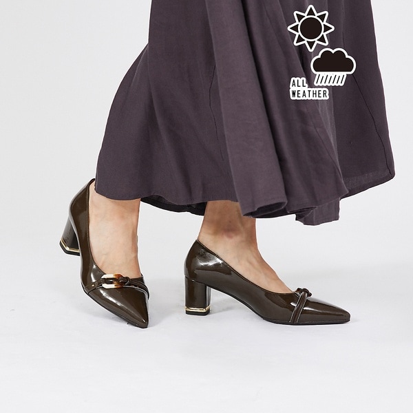 オゥ バニスター（Au BANNISTER）/【雨兼用】モチーフメタルラインパンプス