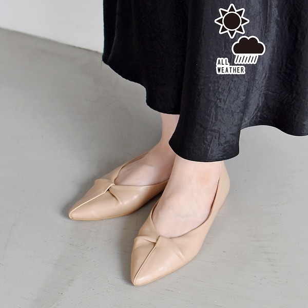 オゥ バニスター（Au BANNISTER）/【雨兼用】ツイストフラットパンプス