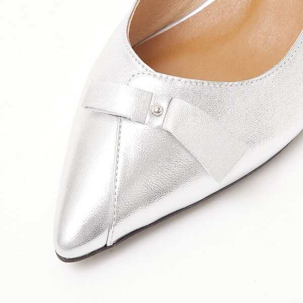 オゥ バニスター（Au BANNISTER）/リボンモチーフローヒールパンプス