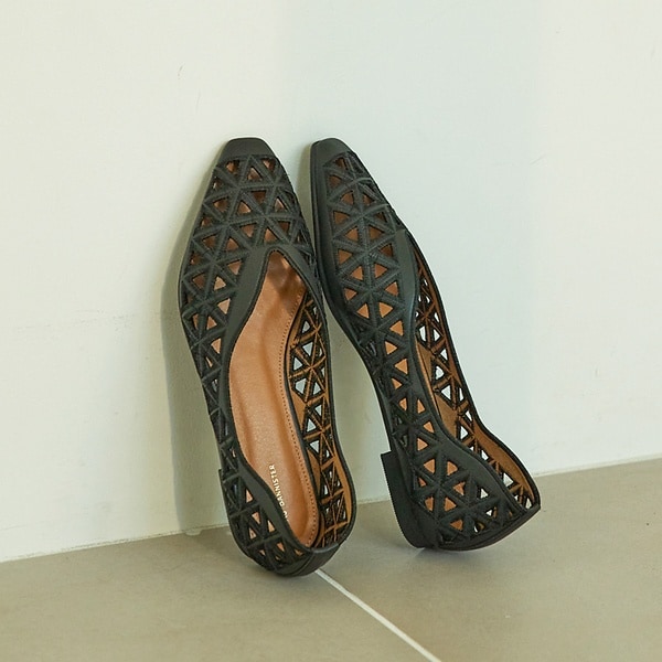 オゥ バニスター（Au BANNISTER）/【40周年】【Vibram/ヴィブラムソール】フラットパンプス