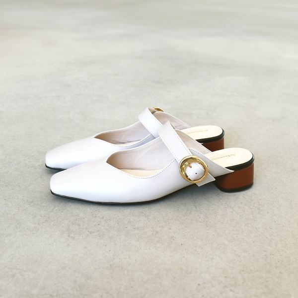 オゥ バニスター（Au BANNISTER）/メリージェーンミュールパンプス