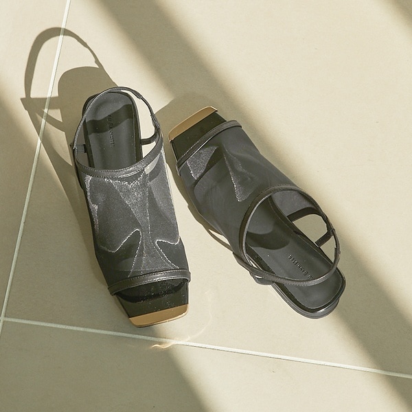 オゥ バニスター（Au BANNISTER）/メタルトゥ メッシュサンダル