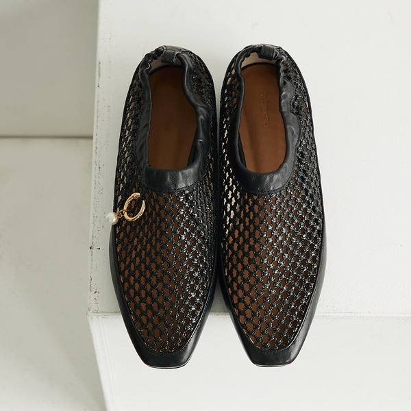 オゥ バニスター（Au BANNISTER）/パールチャーム付き メッシュフラットシューズ