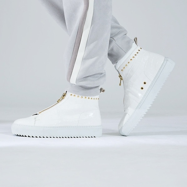 アルフレッド・バニスター（alfredoBANNISTER）/【LEON別注】クロコ型押し センタージップ スタッズ スニーカー