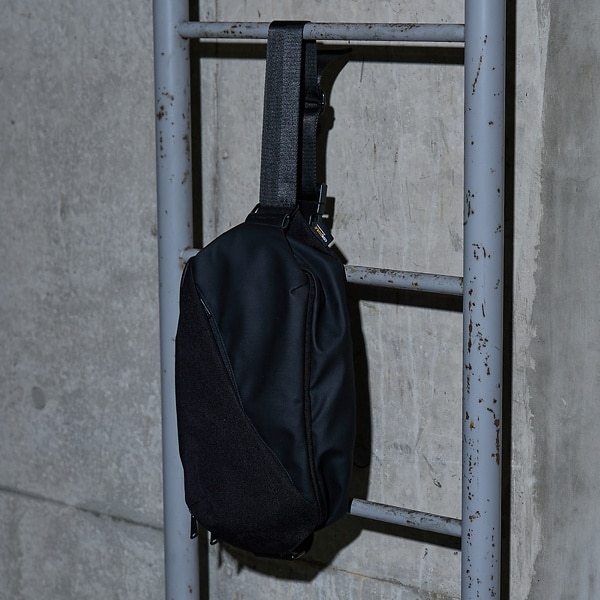 アルフレッド・バニスター（alfredoBANNISTER）/【軽量、撥水】9L 素材切替 ユーティリティ スリング ボディバッグ