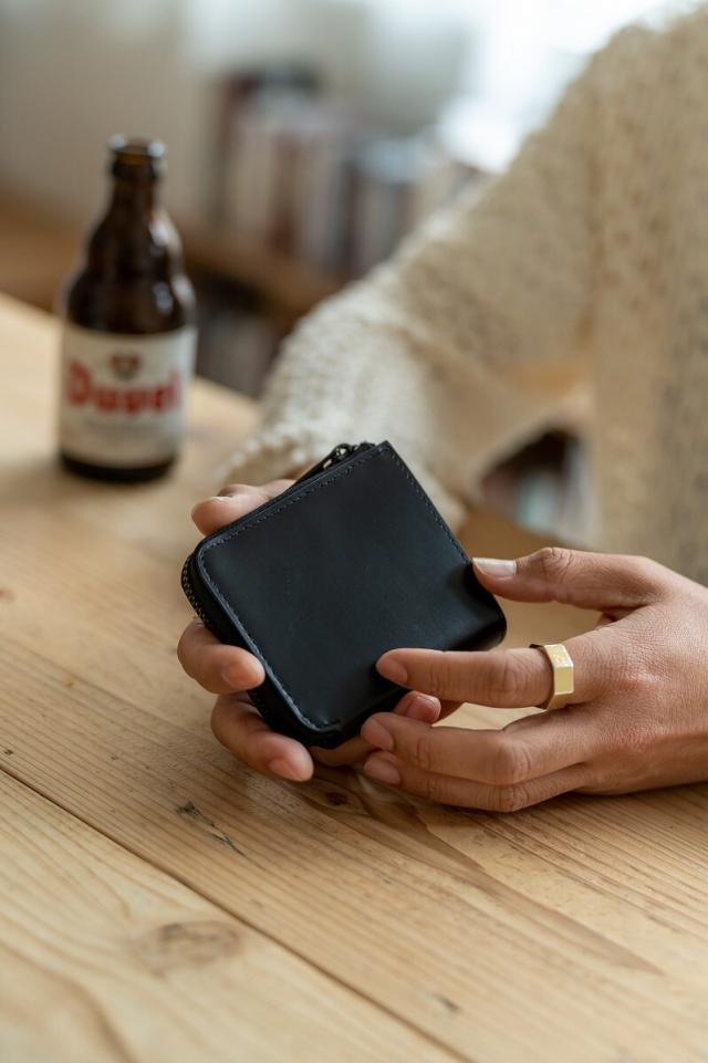 リネーム（Re　name）/Rename グロッシーレザー モノクローム ウォレット