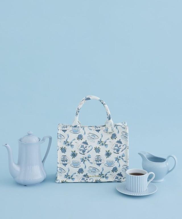 メゾン ド フルール（Maison de FLEUR）/ティーカップ柄ゴブランスクエアトートバッグ