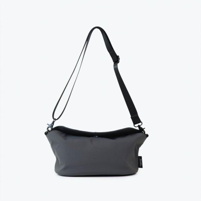 フレディ＆グロスター（FREDY&GLOSTER）/【Un coeur/アンクール】ミニハーフフラップショルダー