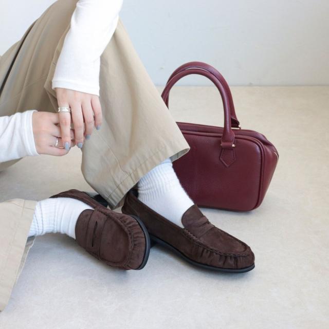 フレディ＆グロスター（FREDY&GLOSTER）/ポリスエードギャザーローファー