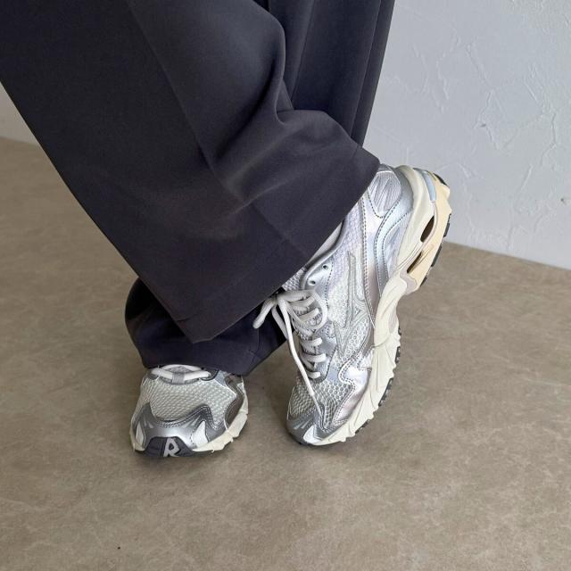 フレディエミュ（fredy emue）/【MIZUNO/ミズノ】WAVE RIDER 10