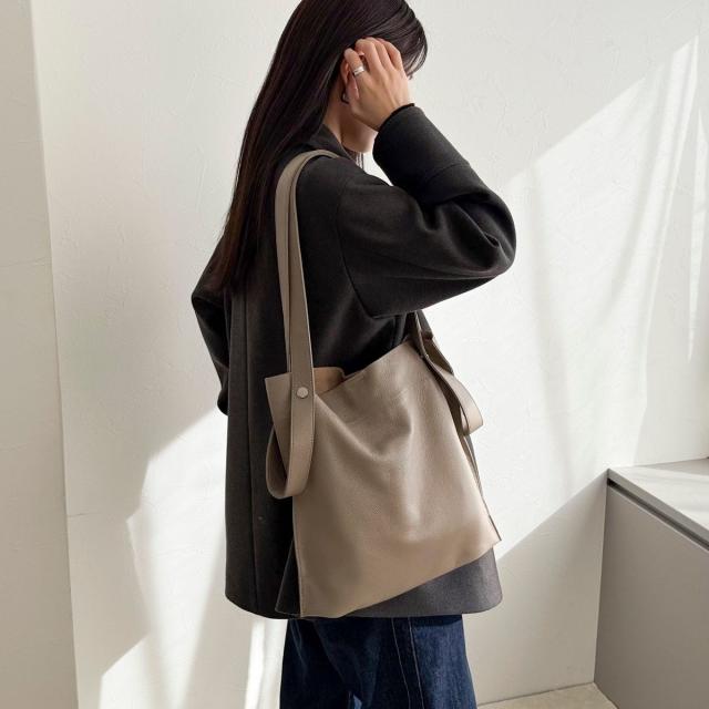 フレディエミュ（fredy emue）/【WEB限定】【BEAURE/ビュレ】2WAYハンドルレザートートバッグ