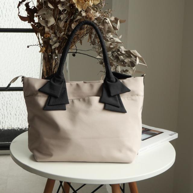 キュリ ビスキュイ（CURI BISCUI）/リボンハンドルナイロントート（Lサイズ）