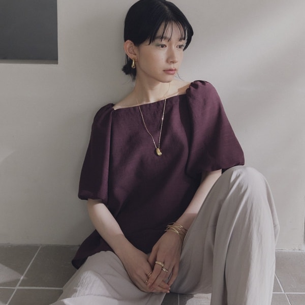 ドゥ アルシーヴ（Doux archives）/スクエアーネックバルーンスリーブブラウス