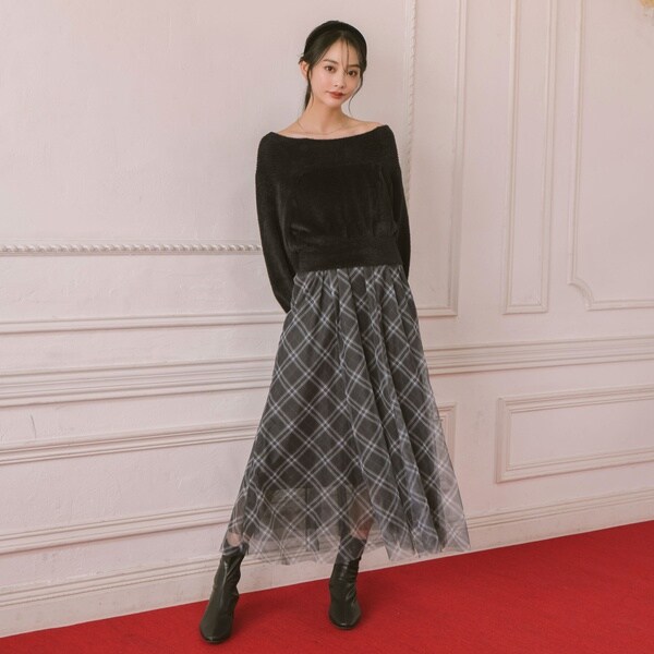 アルシーヴ（archives）/フェザーオフショルニット×チュールキャミワンピースＳＥＴ