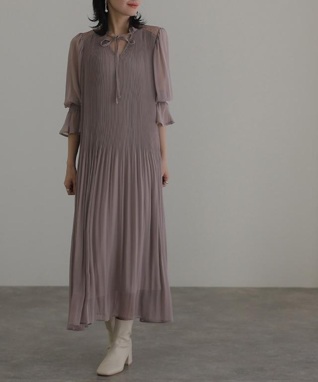 アトロ（atlo）/結婚式ドレス