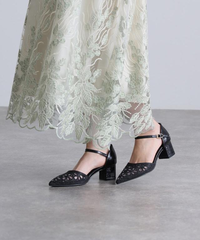 プールヴー（PourVous）/花柄パンチングカットチャンキーヒールパンプス