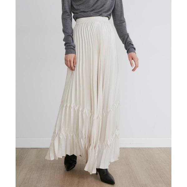 イネド（INED）/サテンプリーツスカート《la veille by SUPERIOR CLOSET》