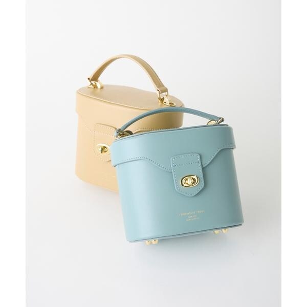 イネド（INED）/《SUPERIOR CLOSET》ショルダーベルト付き　2WAYバニティバッグ《CHRISTIAN