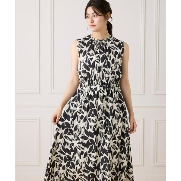 イネド（INED）/《大きいサイズ》ノースリーブプリントワンピース