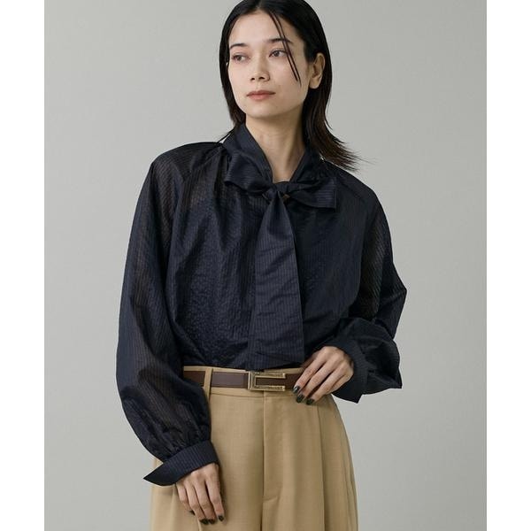 イネド（INED）/《大きいサイズ》シャドーボーダーボウタイブラウス