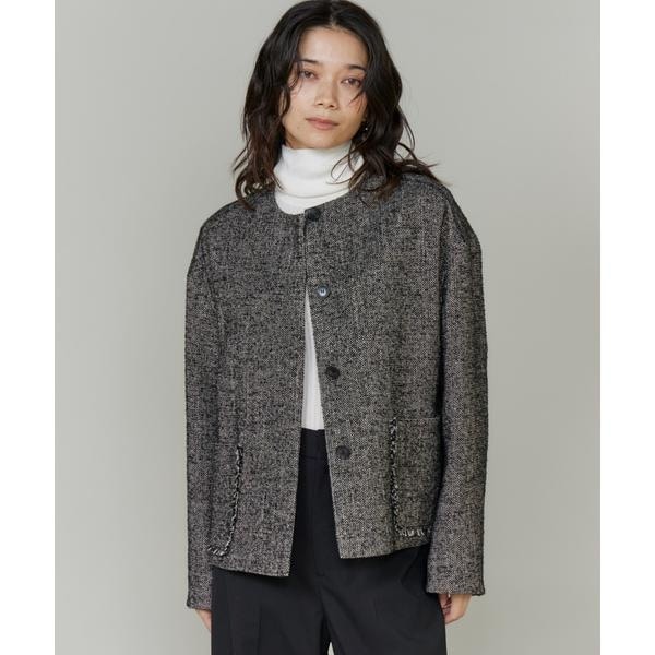 イネド（INED）/《大きいサイズ》ヘリンボーン柄ノーカラーショートコート