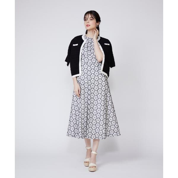 マーリエ ル カセット（Maglie le cassetto）/《大きいサイズ》刺繍レースワンピース