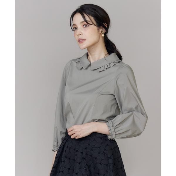 マーリエ ル カセット（Maglie le cassetto）/シルキーストレッチ衿フリルブラウス