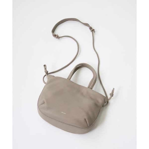 セブンアイディコンセプト（7ID concept）/カウレザー巾着ショルダーバッグ