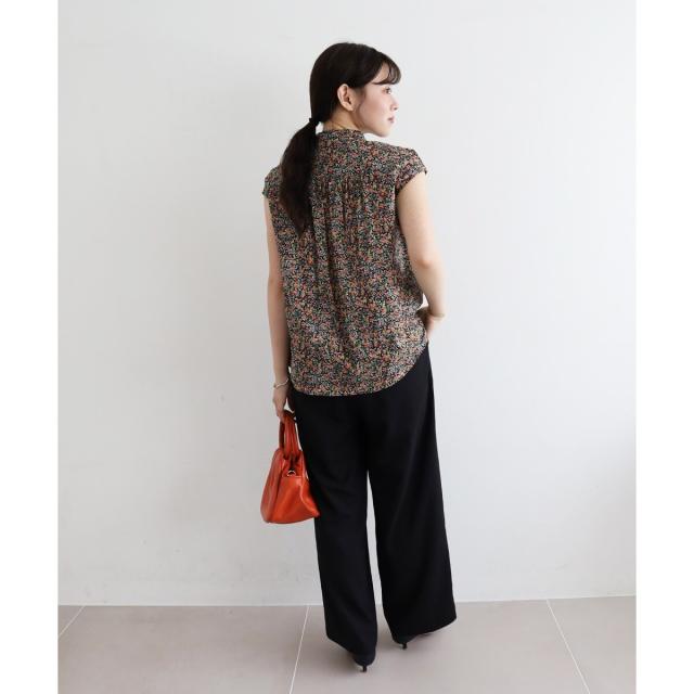 ルクールブラン（le．coeur blanc）/《手洗い可能》リバティフロントフリルブラウス