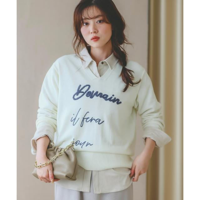 ルクールブラン（le．coeur blanc）/フレーズロゴ刺繍Vネックニット