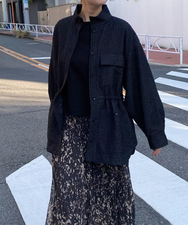 オードリーアンドジョンワッド（Audrey and John Wad）/【Audrey and John Wad】エンボスフラワーボンディングスタンドカラーブルゾン