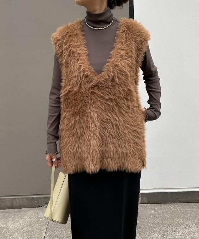 オードリーアンドジョンワッド（Audrey and John Wad）/【Audrey and John Wad】2WAYシャギーニットベスト −手洗い可−