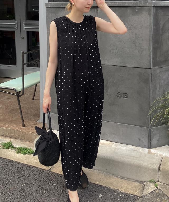 オードリーアンドジョンワッド（Audrey and John Wad）/【華奢見え/大人/可愛い/オケージョン】楊柳ドビードットオールインワン