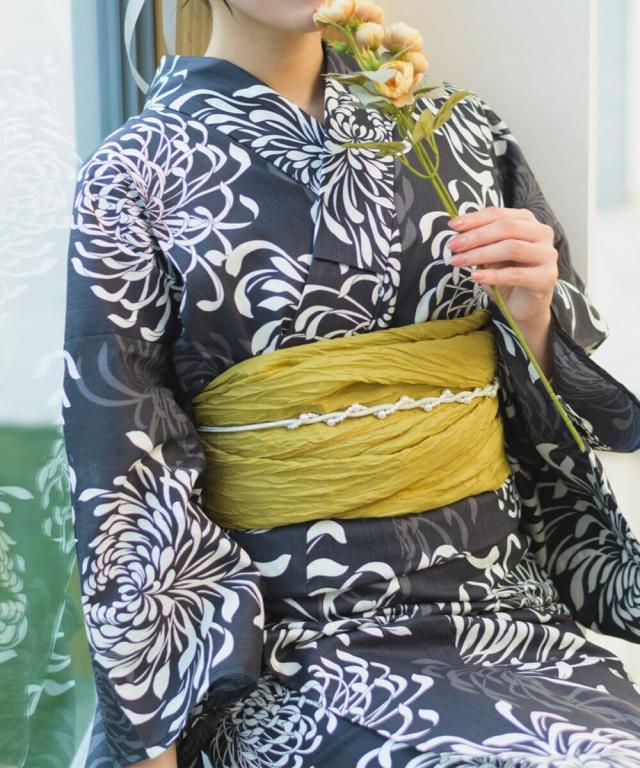 セレン（CELEN）/浴衣4点セット 月影の菊詩 (浴衣 兵児帯 腰紐2本)