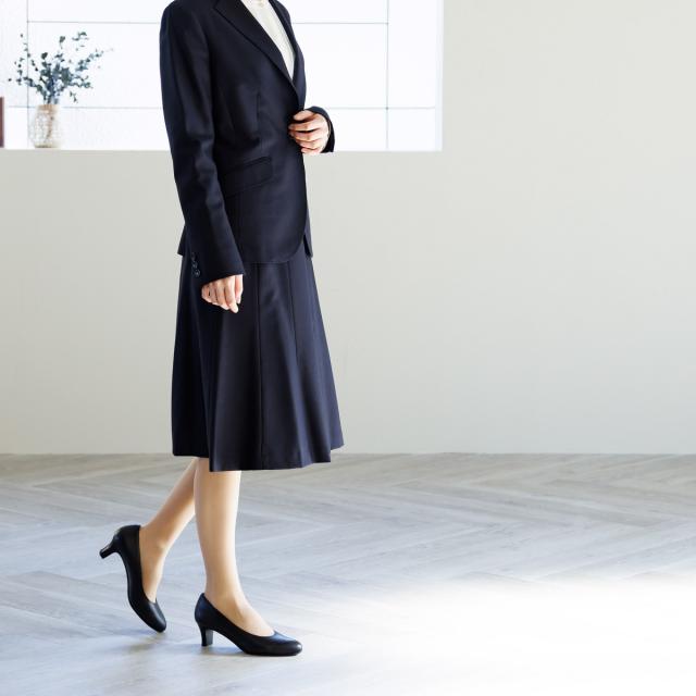 HIMIKO（HIMIKO）/【撥水】＜5cmヒール＞ラウンドトゥブラックパンプス/600006 【21．5cm〜26．5cm】