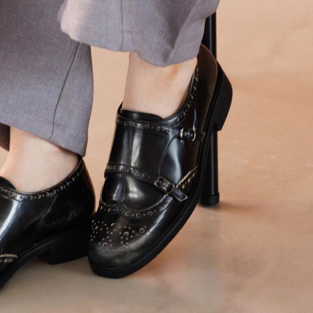 HIMIKO（HIMIKO）/主役級デザインでコーデを格上げ【卑弥呼25AW】アドバンレザーモンクストラップシューズ/651308