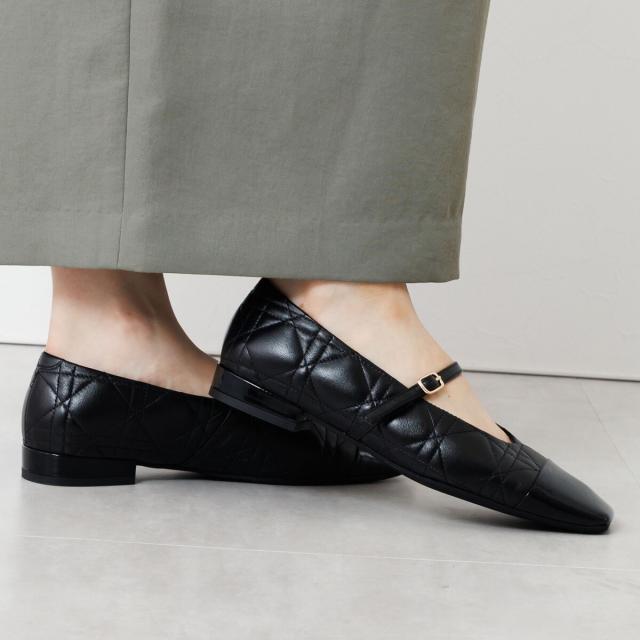 HIMIKO（HIMIKO）/お洒落ストラップ【撥水】【卑弥呼25AW】キルティングレザーメリージェーンパンプス/651311