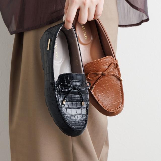 HIMIKO（HIMIKO）/柔らかレザーで包み込まれる履き心地【卑弥呼25AW】リボンモチーフモカシン/651328