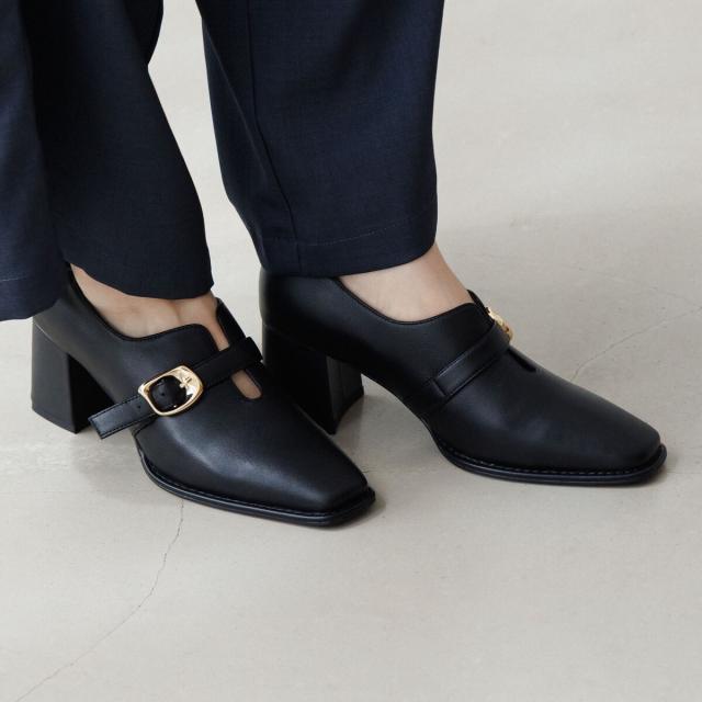 HIMIKO（HIMIKO）/抜け感のあるカットライン【卑弥呼25AW】ベルトモチーフパンプス/651329