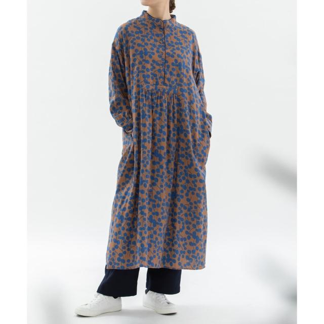 ノップドゥノッド（nop de nod）/ビエラユーカリプリントスタンドカラーワンピース