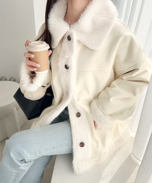 クラシカルエルフ（Classical Elf）/【mily bilet】甘さと気品で冬を楽しむ。ファー切り替えスウェードライクコート（ミドル丈）