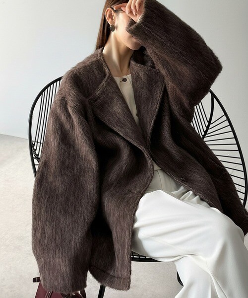 【NEW】クラシカルエルフ（Classical Elf）/リラックス感漂うゆったり大人シルエット。ムードをまとう。ミックスシャギーミドルコート