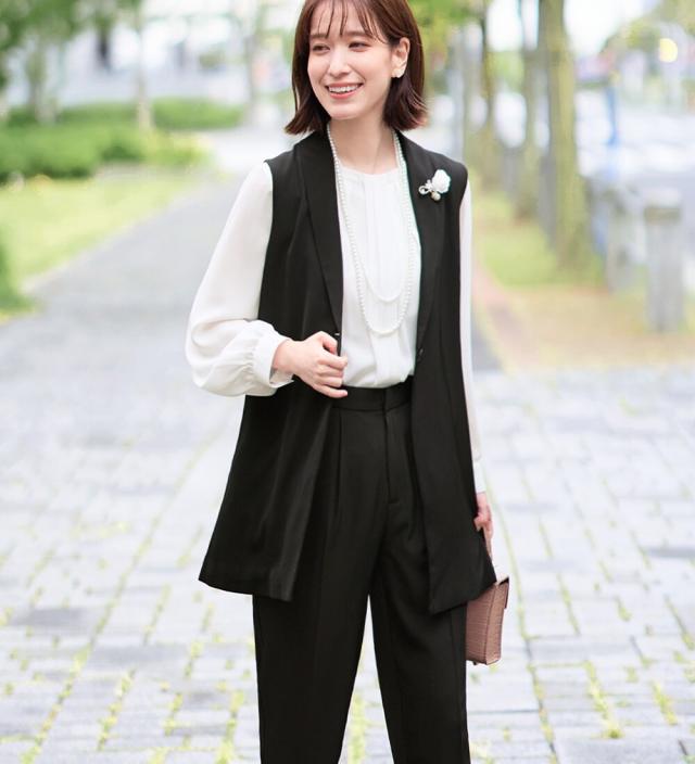 ヴィオラエヴィオラ（viola e_viola）/【５つの機能付】３点セットジレパンツスーツ