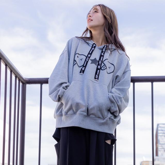 ルゥディパフィーインターナショナル（ROUX DI PERFE INTERNAZIONALE）/ロゴ紐パーカー